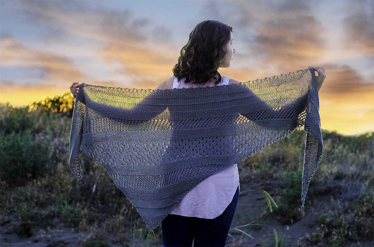 Knit a Chic and Versatile Reversible Shawl with This Pattern