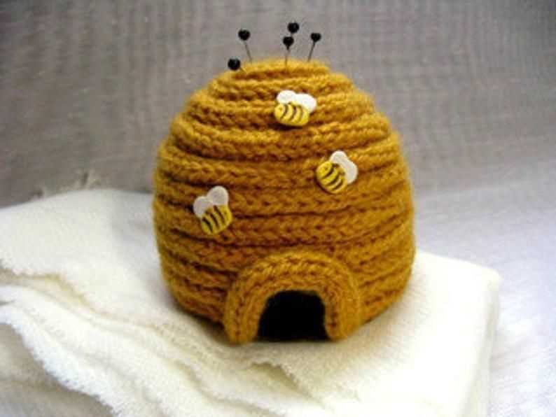 Discover a Collection of Beehive Knitting Patterns for Free