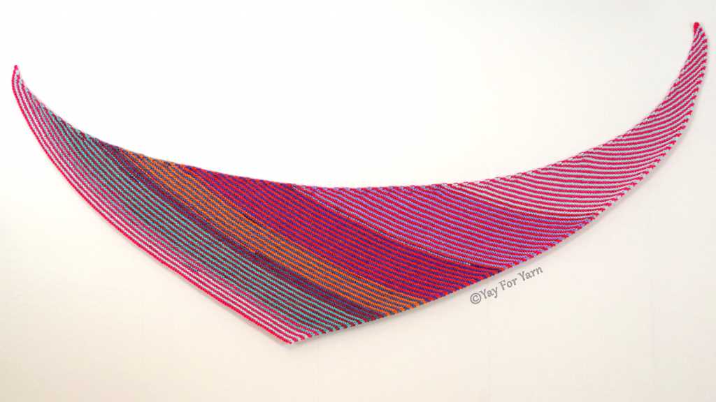 How to Knit a Boomerang Shawl with a Free Pattern