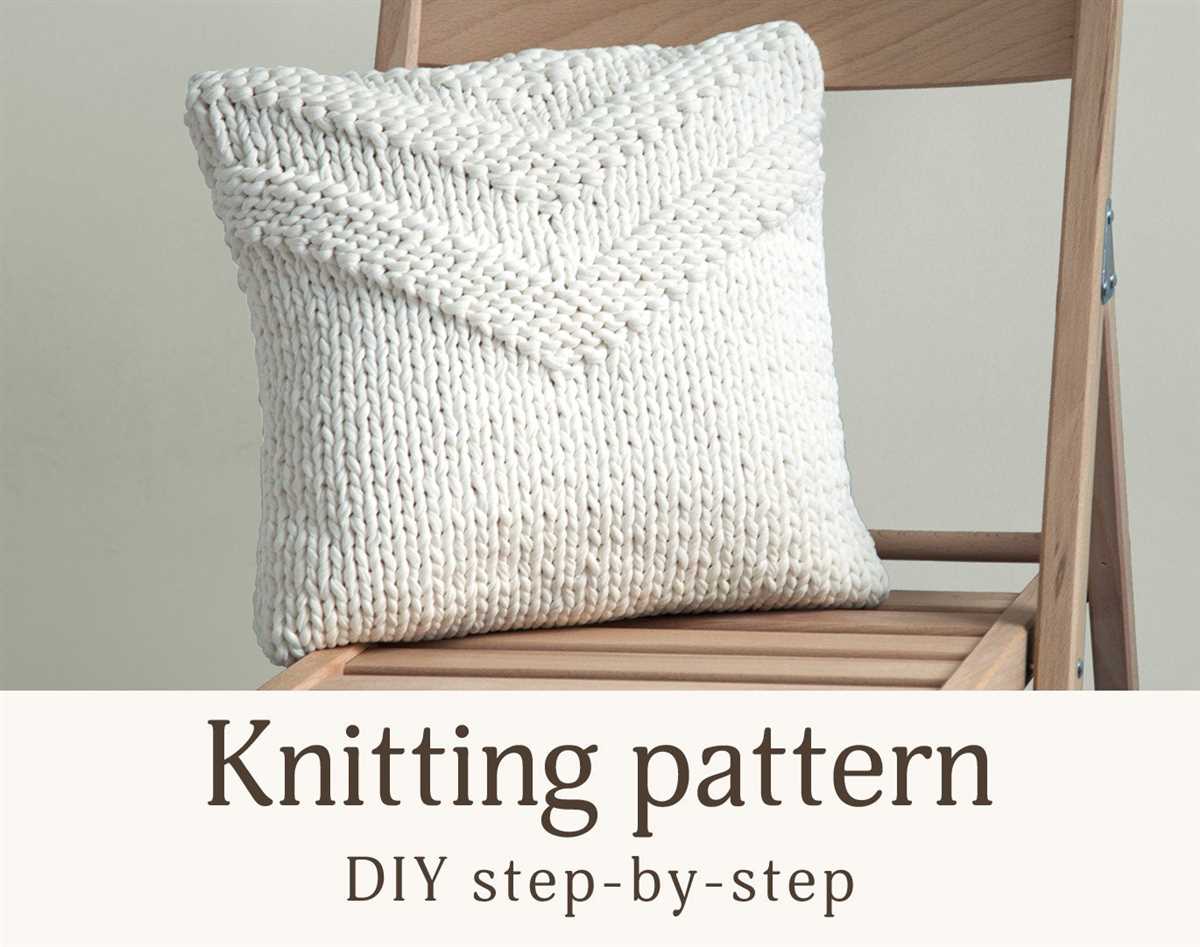 Cozy Up Your Home with this Chunky Knit Pillow Pattern
