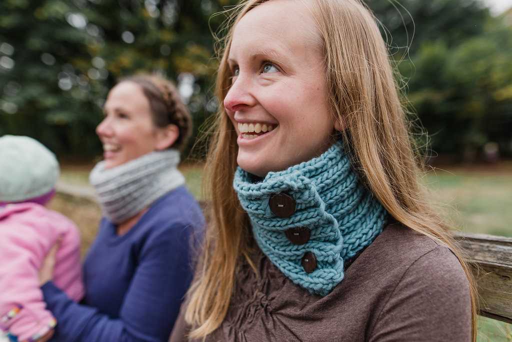 Stylish 8 ply cowl knitting patterns