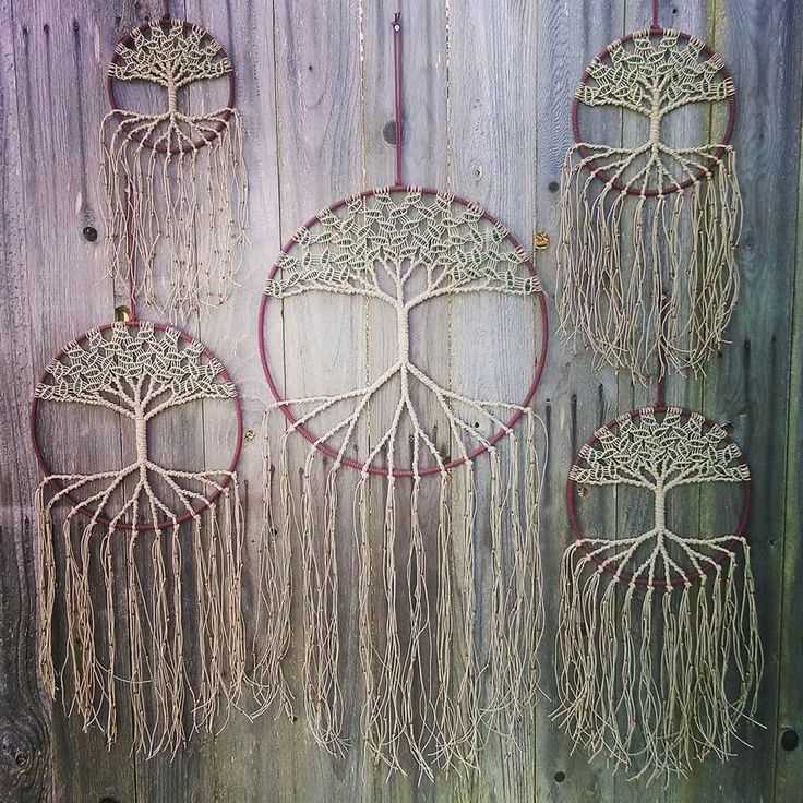 Create a Beautiful Dream Catcher with this Knitting Pattern