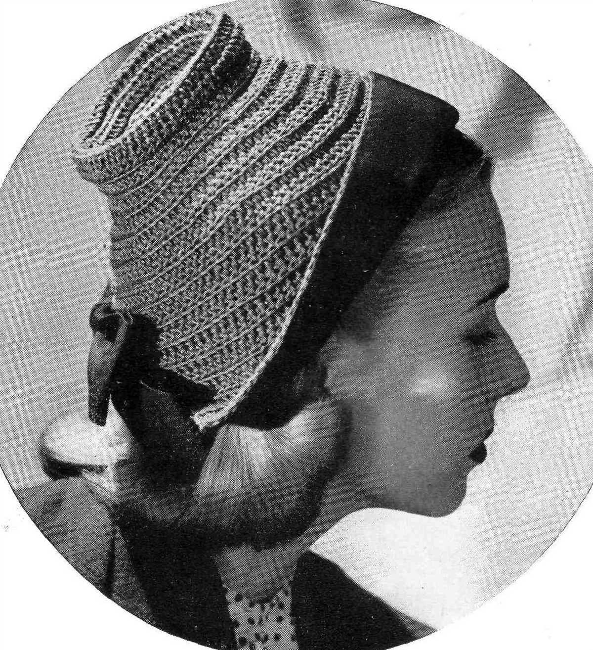 Classic and Creative: Explore These Free Cloche Knitting Patterns
