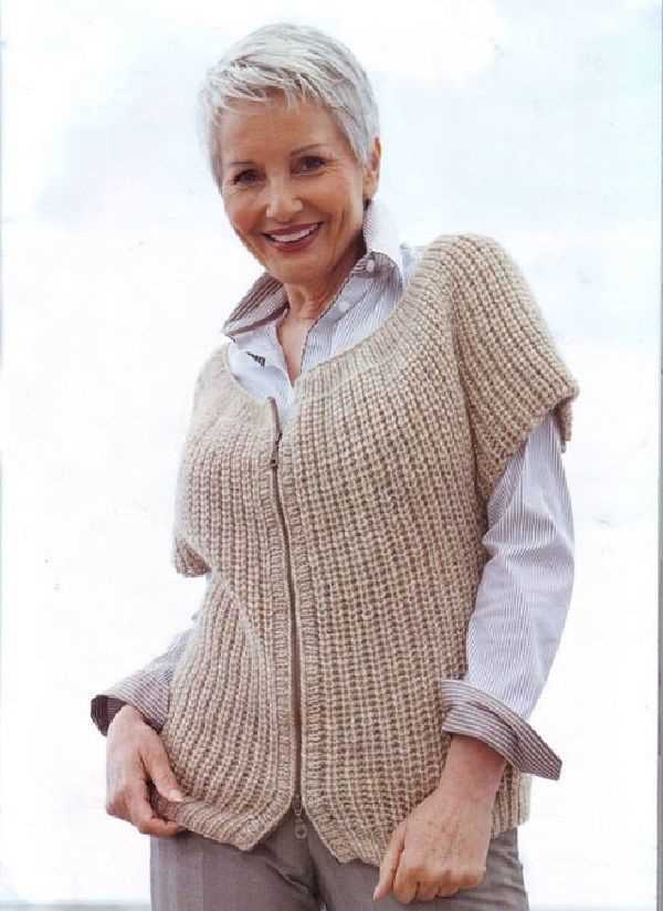 Stylish Knitting Patterns for Women's Sleeveless Vests