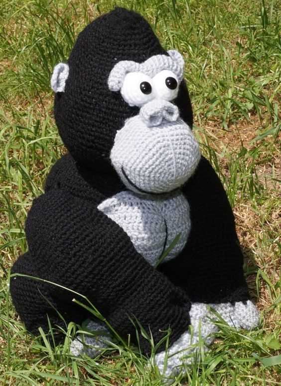 Gorilla Knitting: Unleash Your Creativity with this Unique Pattern