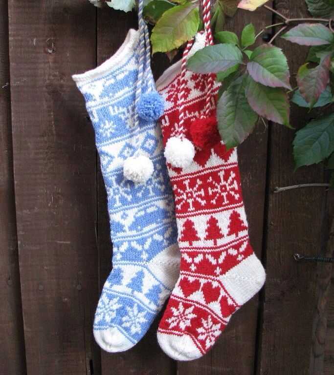 A Festive Pattern: Knitting a Christmas Stocking