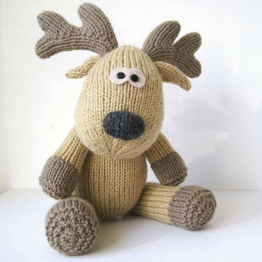 Playful Patterns: Create Your Own Knit Toys!