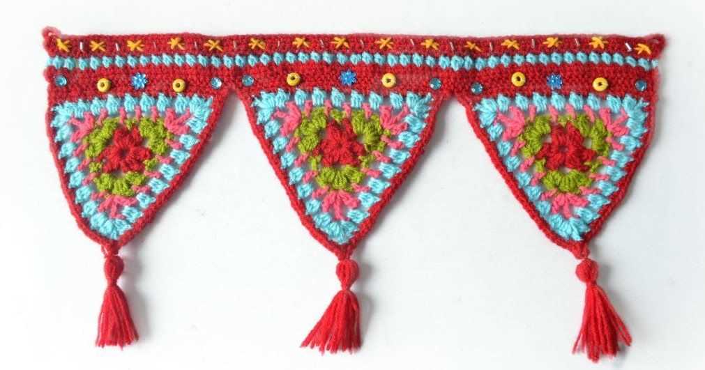 A Free Pattern for a Beautiful Knit Wall Hanging