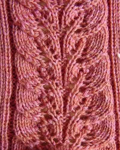 Leafy Knit: a Pattern for Large Leaves