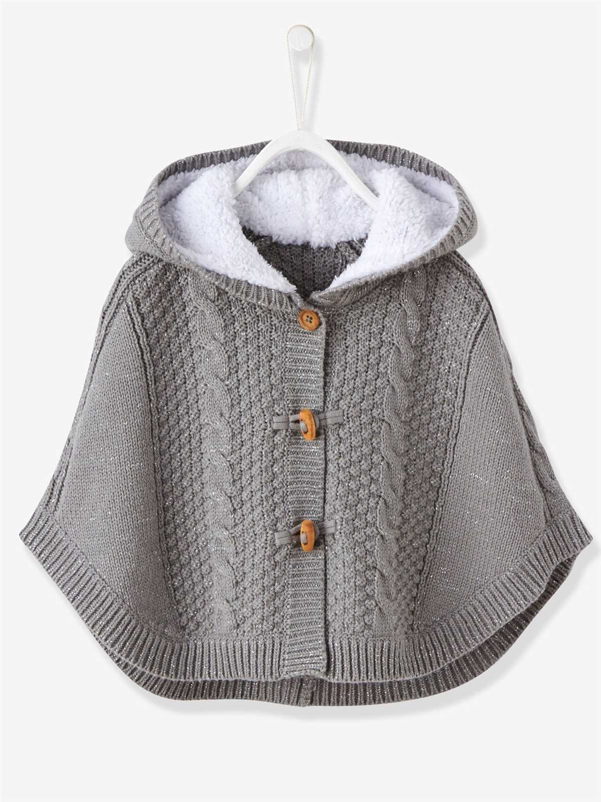 Cozy and Stylish: Knit Your Own Mini Poncho