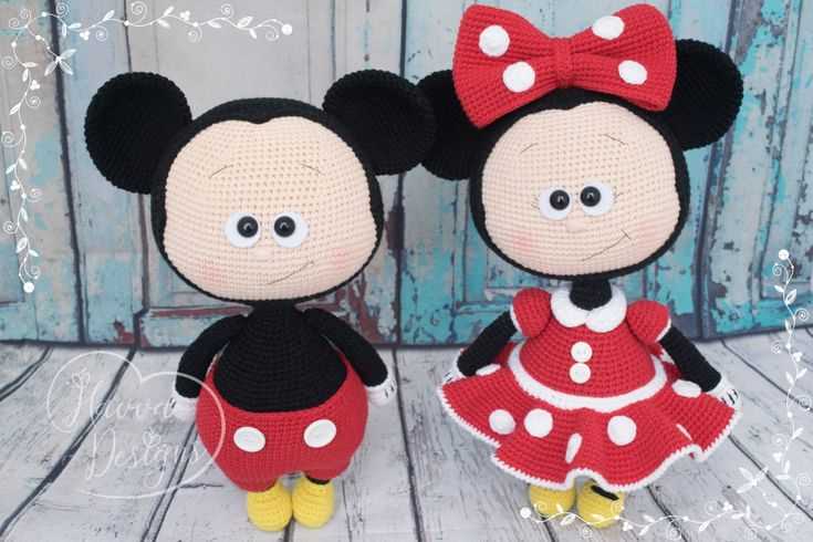 Knit Your Own Minnie Mouse-inspired Cardigan