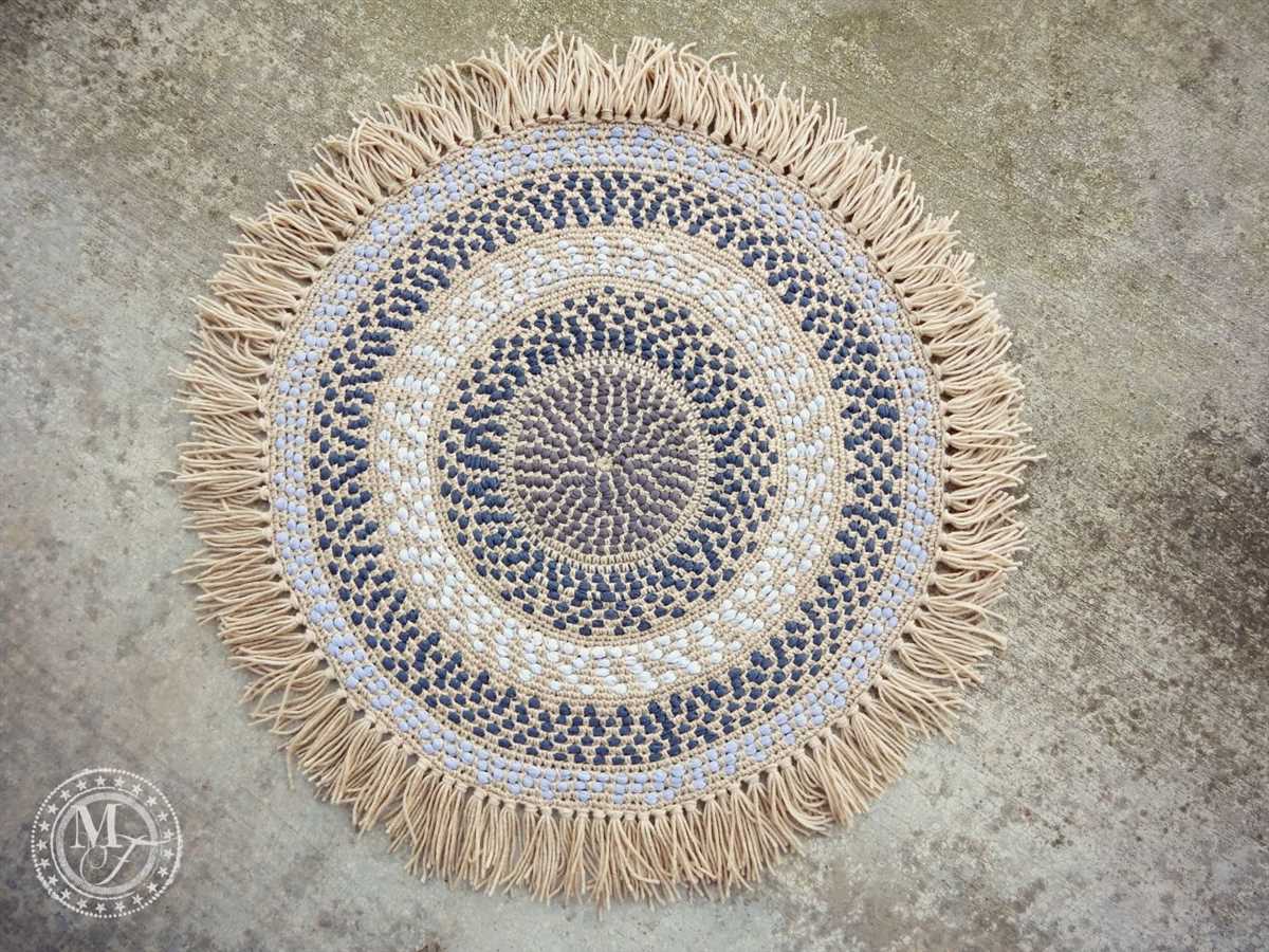 Cozy and Creative: Knit Your Own T-shirt Yarn Rug