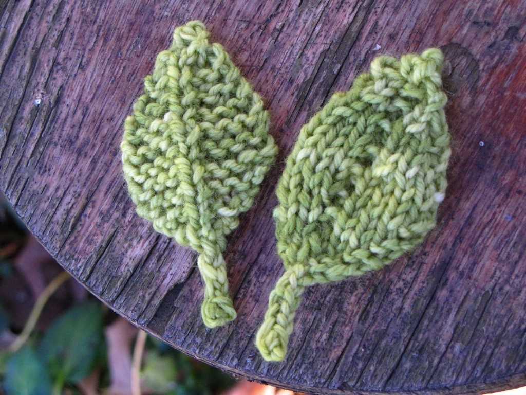An Elegant Knitting Pattern Inspired by Falling Leaves