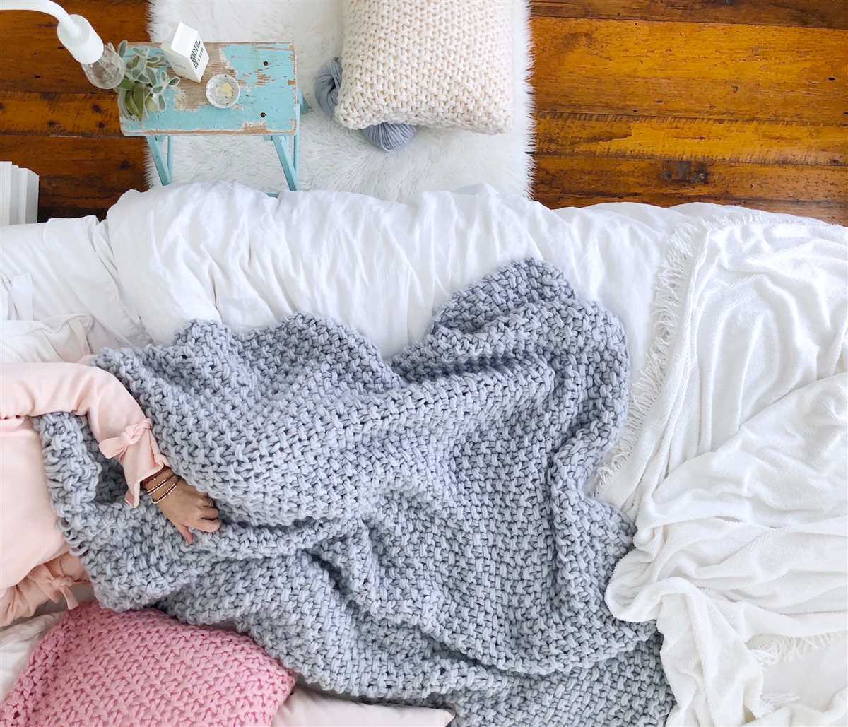 Cozy up with these free downloadable chunky knitting patterns