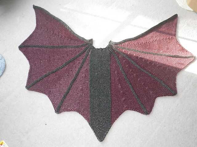 Creating a Mystical Dragon Shawl with Knitting Needles