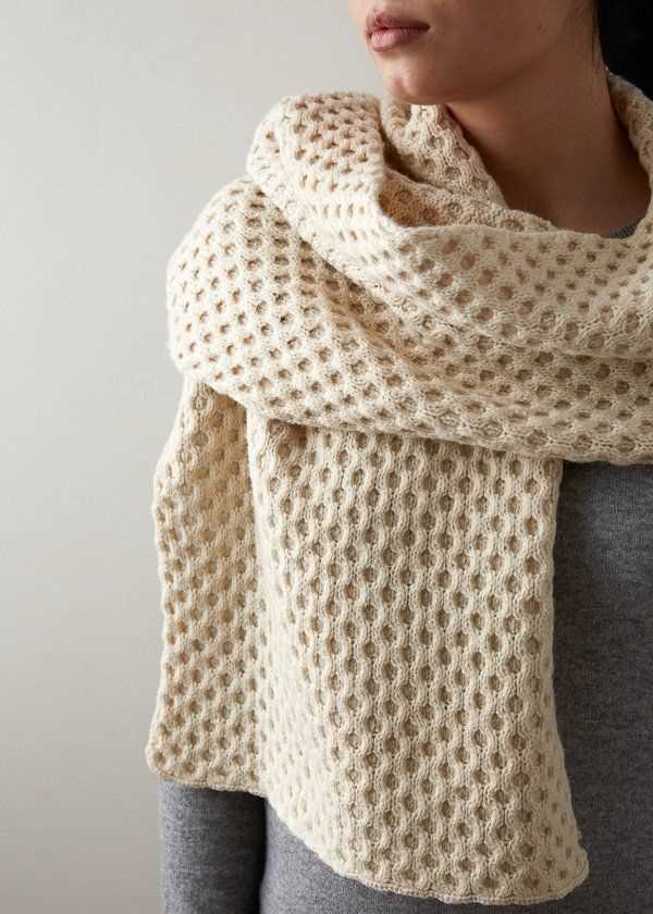 Effortlessly Chic: Stylish Knitted Wrap Patterns