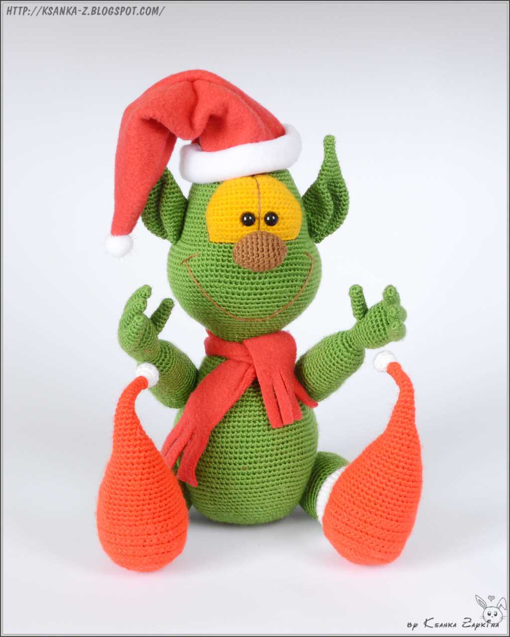 Adorable Grinch Knitting Pattern: Perfect for the Holiday Season!
