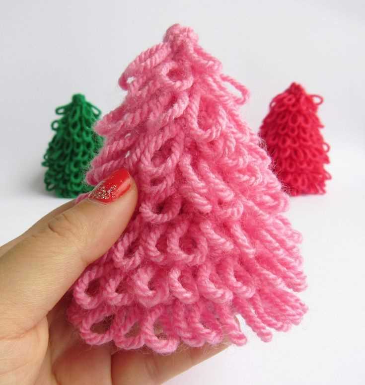 Festive Christmas Tree Knitting Pattern for Free