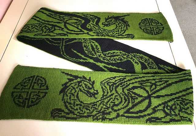 Knit Your Own Dragon: Scarf Pattern