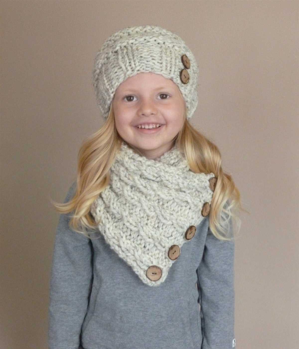 Honeycomb Hat Knitting Pattern: Beehive Inspired