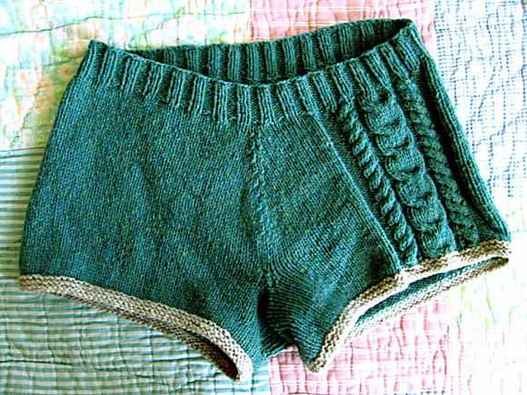 Stitch your own cozy underwear with this free pattern