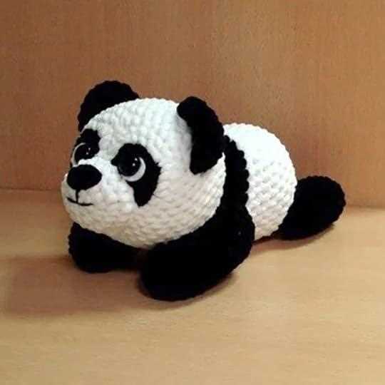 Free Pattern for a Knitted Panda Bear
