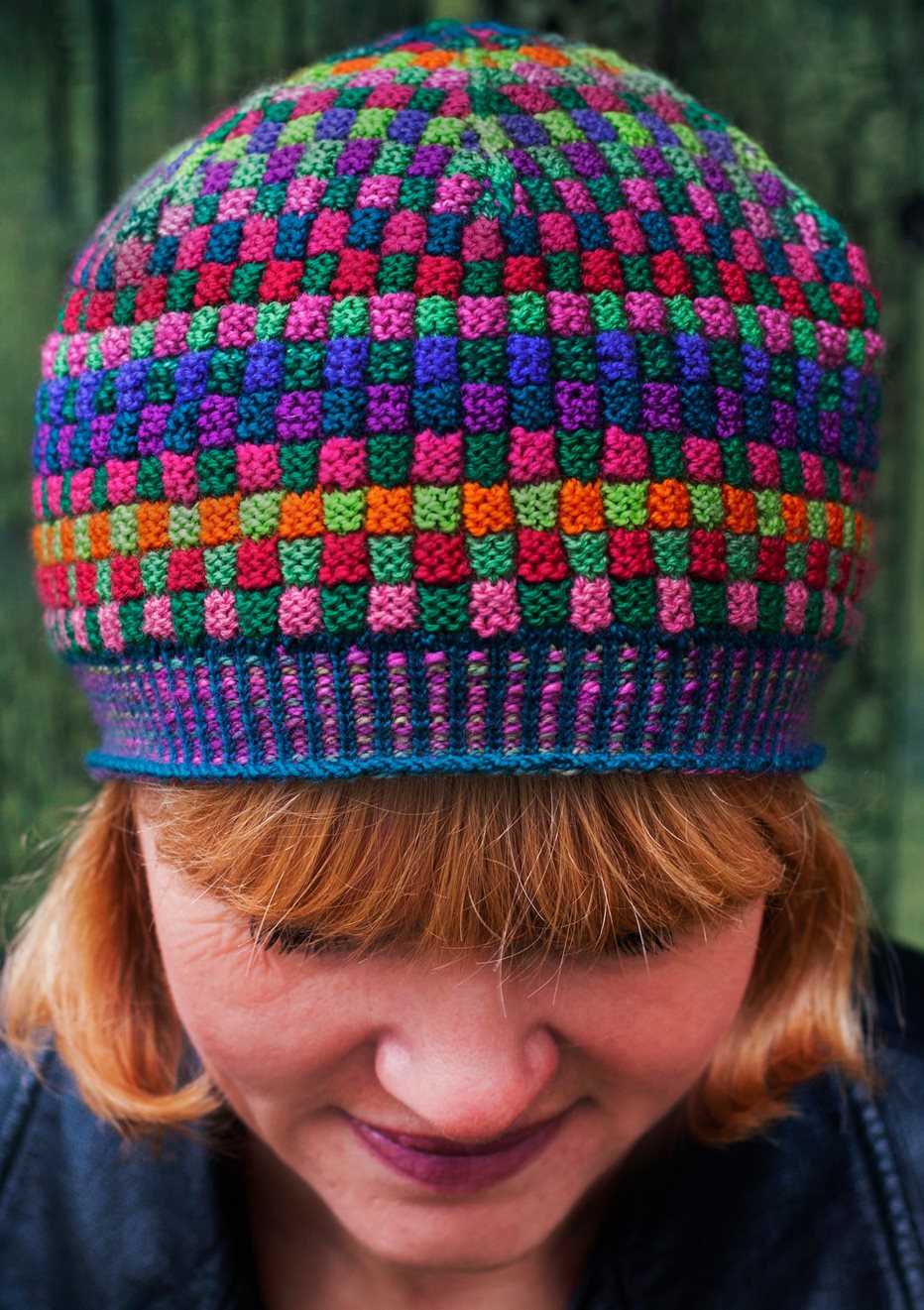 Stylish and Cozy: Get a Free Knitted Hat Pattern!