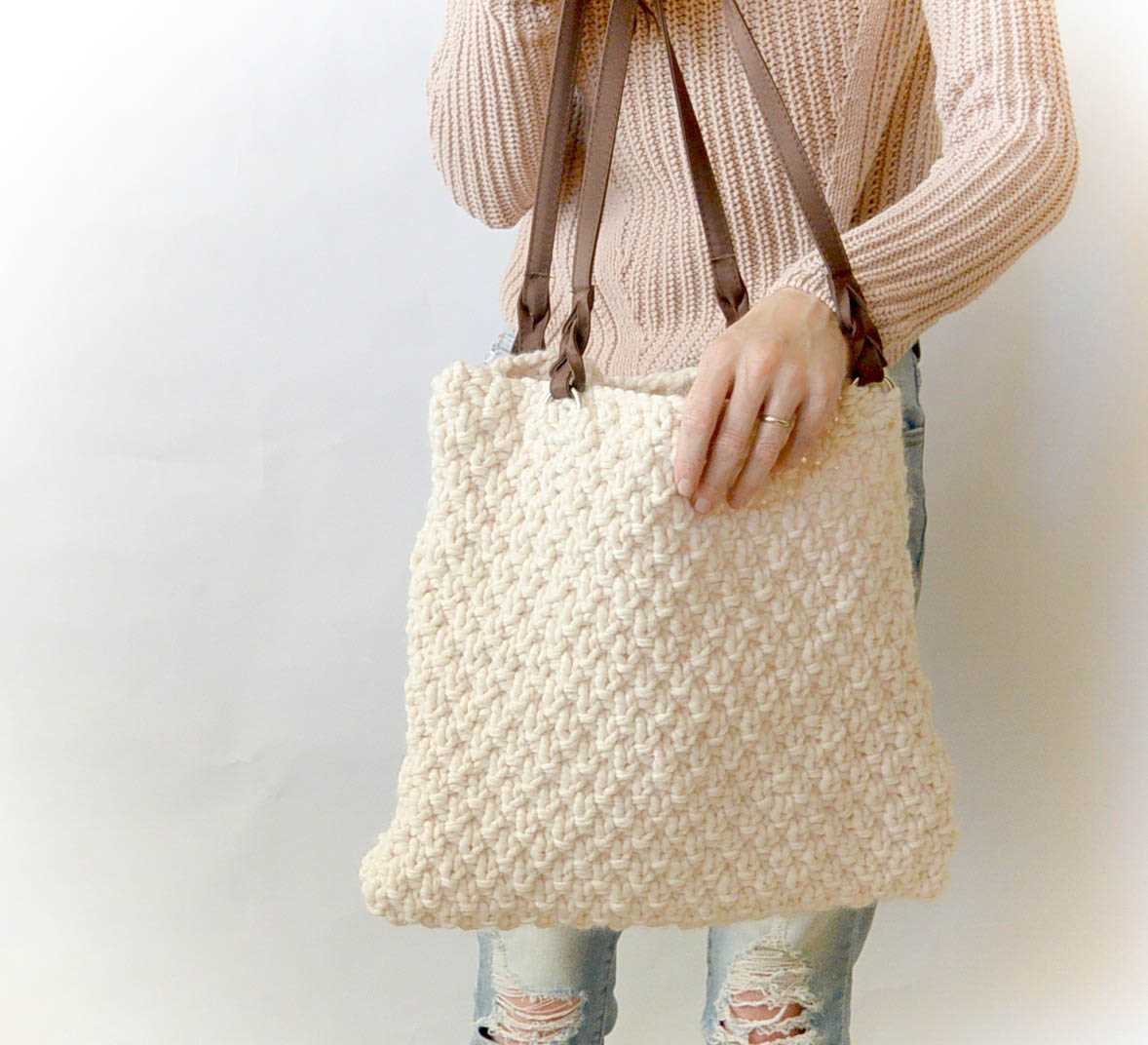 Stitching up style: A unique knitting pattern bag just for you!