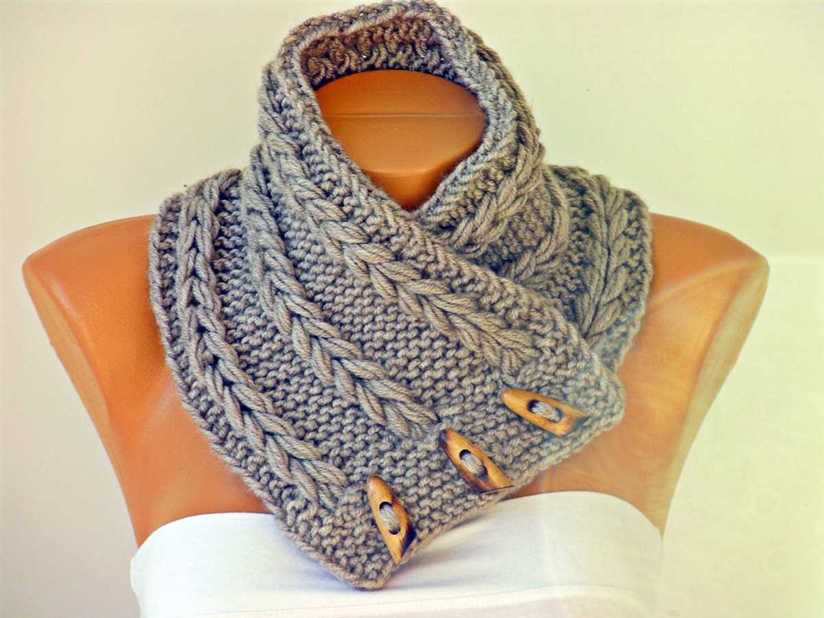 Cozy and stylish neck warmer scarf: Knitting pattern for chilly days
