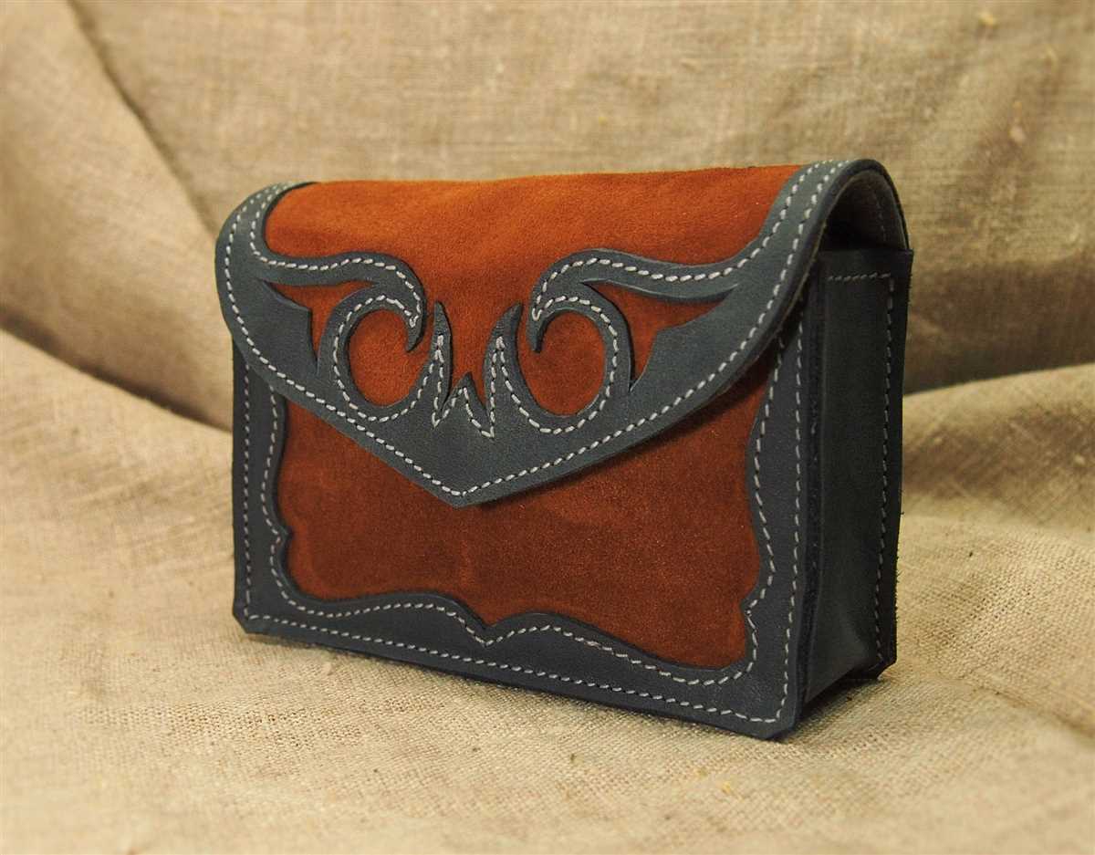 Creating Your Own Knit Tarot Bag with This Simple Pattern