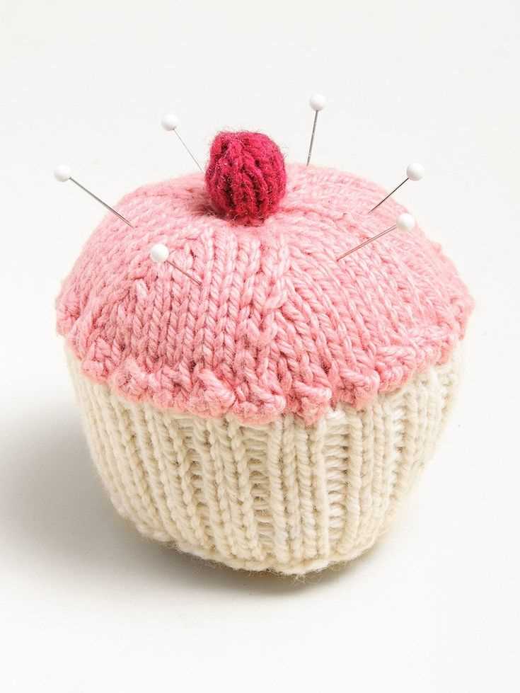 Knit Your Own Sweet Treat with This Free Cupcake Pattern!