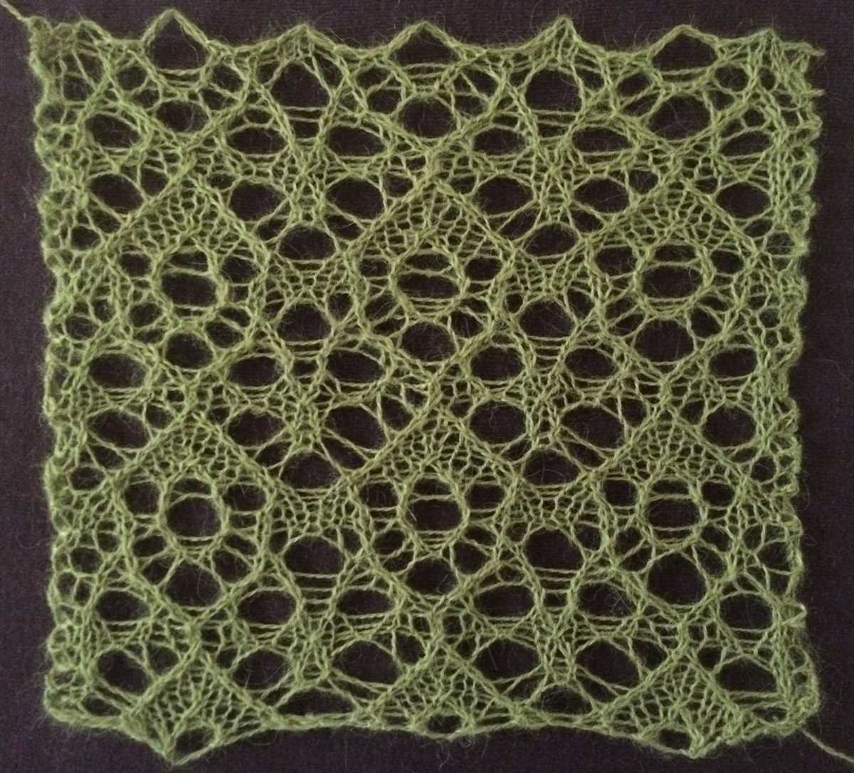 Intricate Vine Lace Knitting Pattern