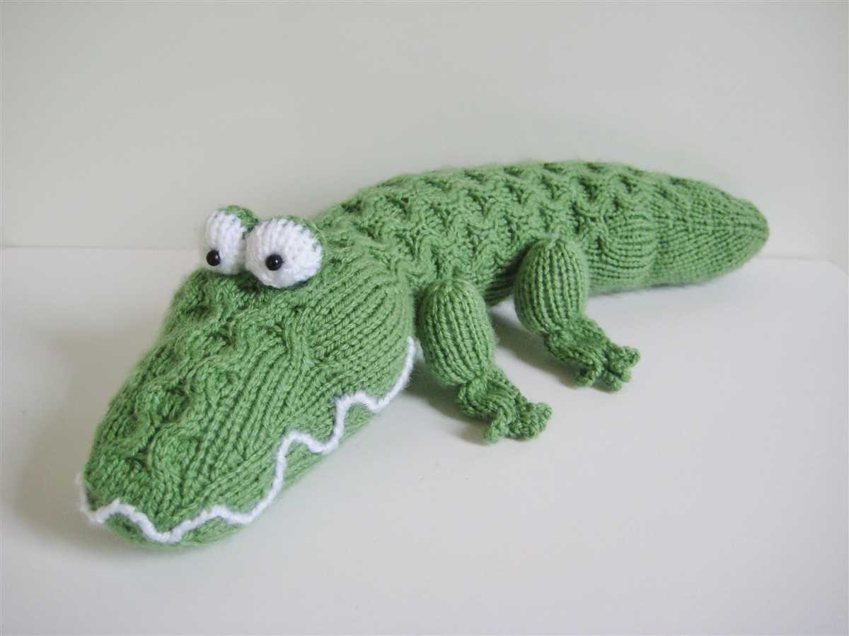 Simple and Stylish Slug Knitting Pattern