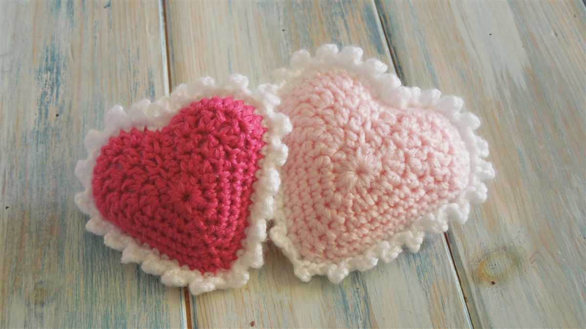 Heartfelt Knit: A Delightful Stuffed Heart Pattern for Your Needlework ...