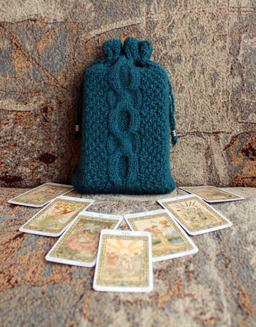 Creating Your Own Knit Tarot Bag with This Simple Pattern