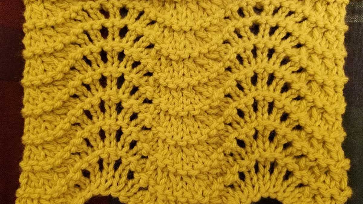 Adorn with Ease: Free Feather and Fan Scarf Knitting Pattern